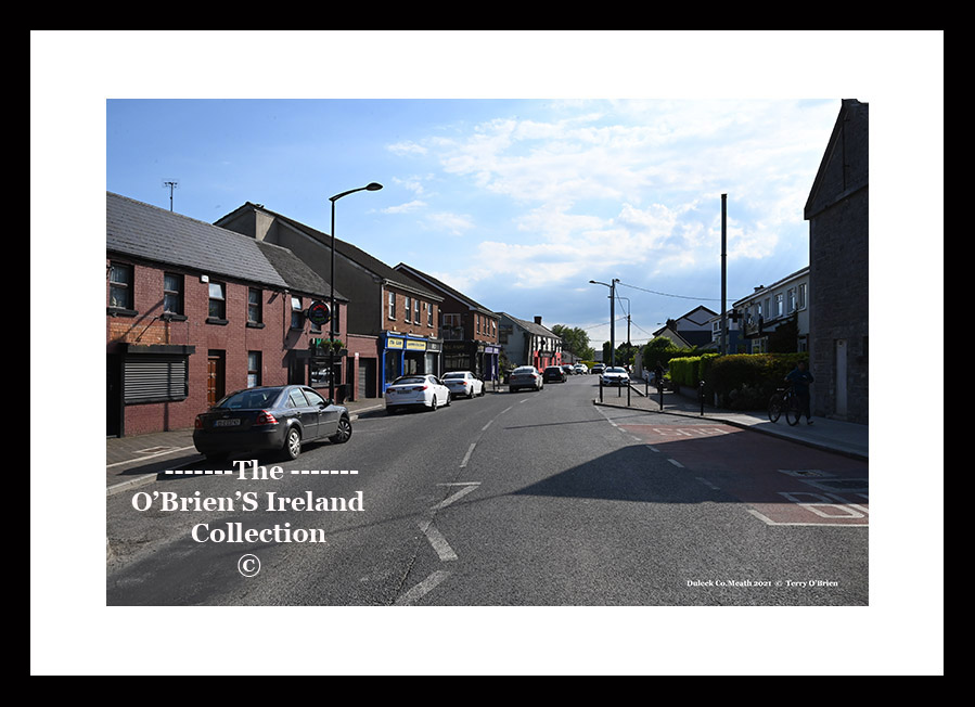 Duleek ~ Main Street ~ Co Meath....3233 - Lawrence Collection